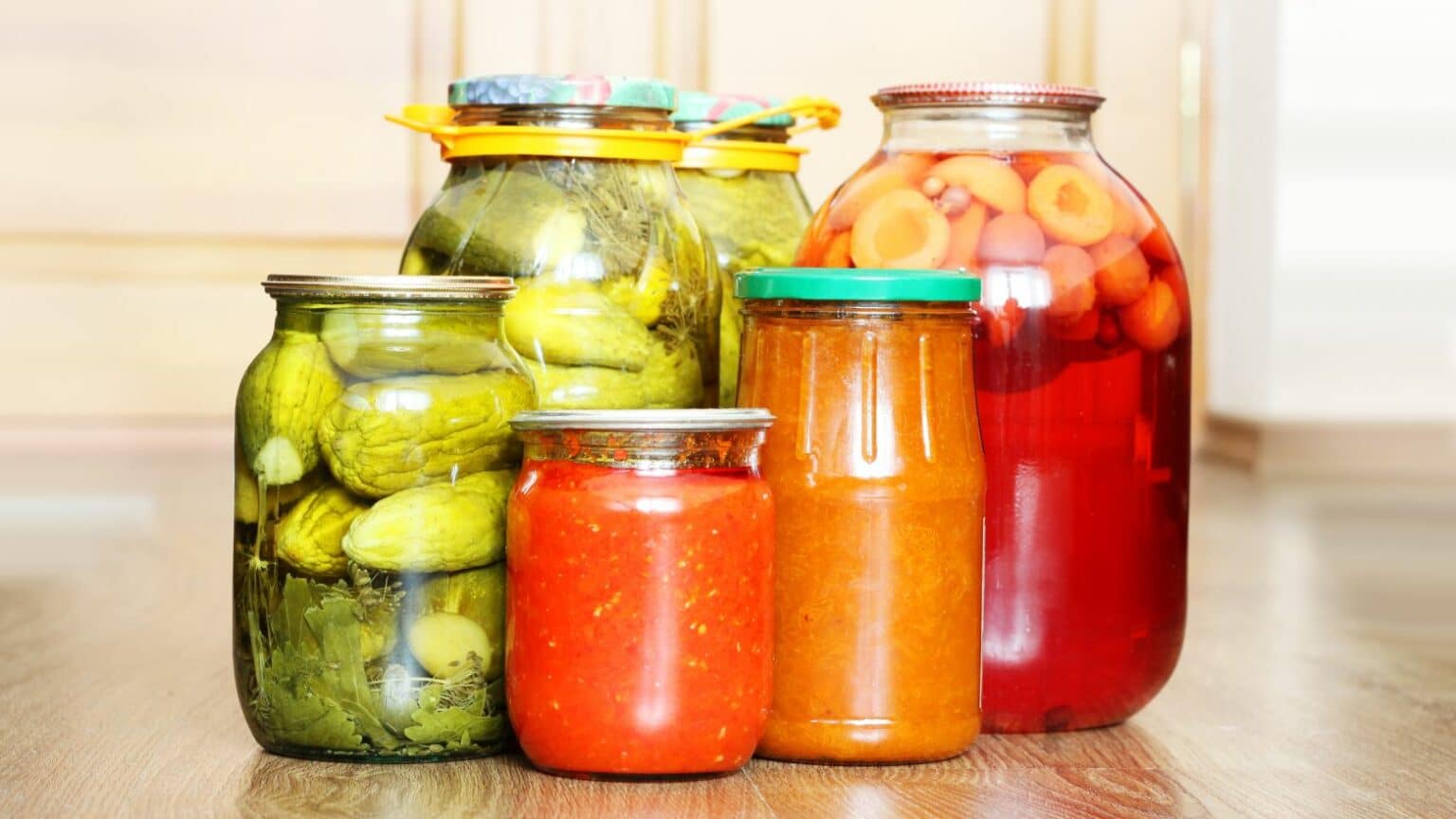 Faire des conserves maison : guide complet et recettes